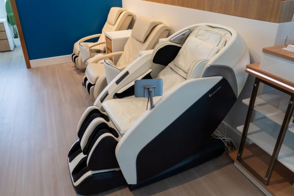 New Be Relax Spa enhances travel wellness offering at Houston Airport