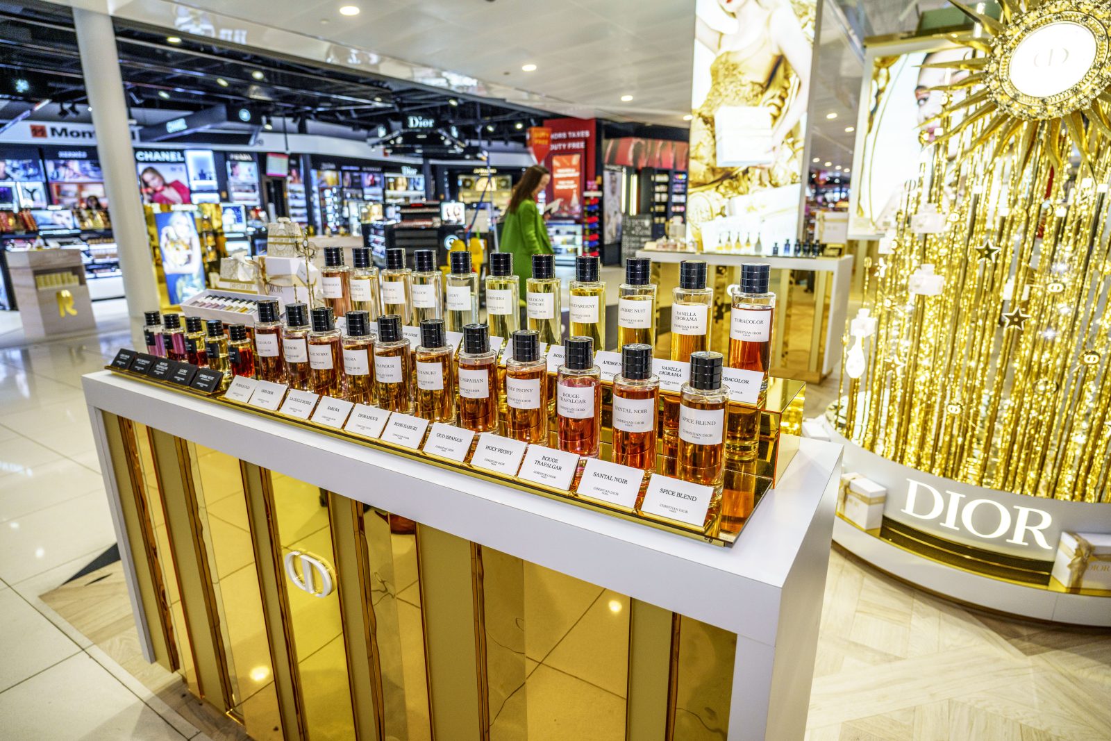 Montréal Duty Free hosts Dior La Collection Privée pop-up boutique