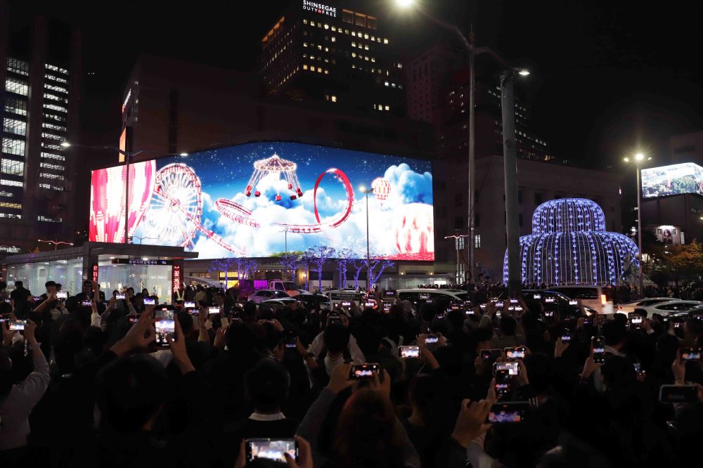 Shinsegae presents The Heritage culture house in Myeong-dong