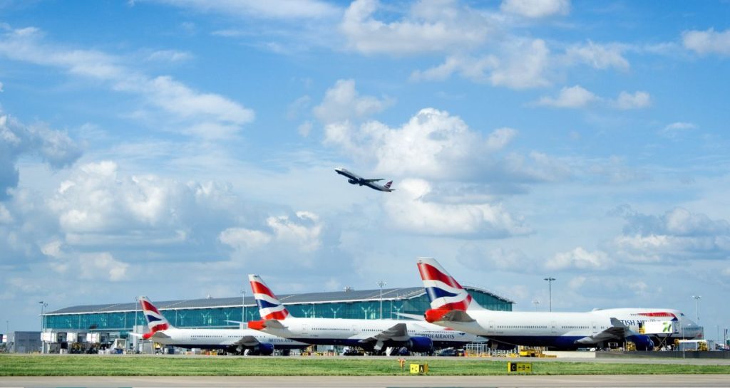 Heathrow’s third runway plan gets Government backing