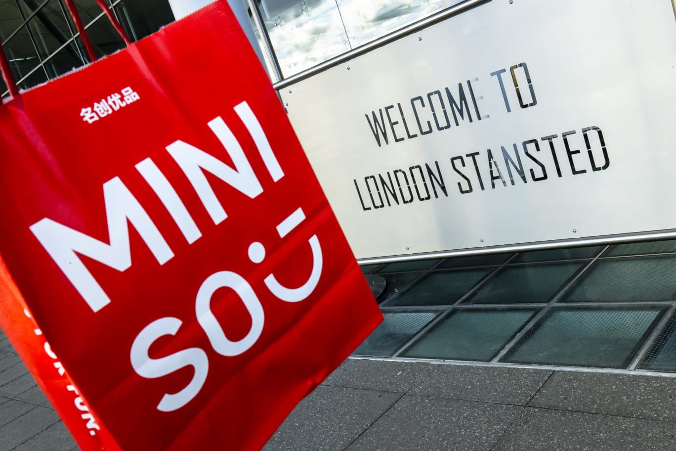 Lagardère Travel Retail UK & Ireland opens MINISO-GO gift shop at ...