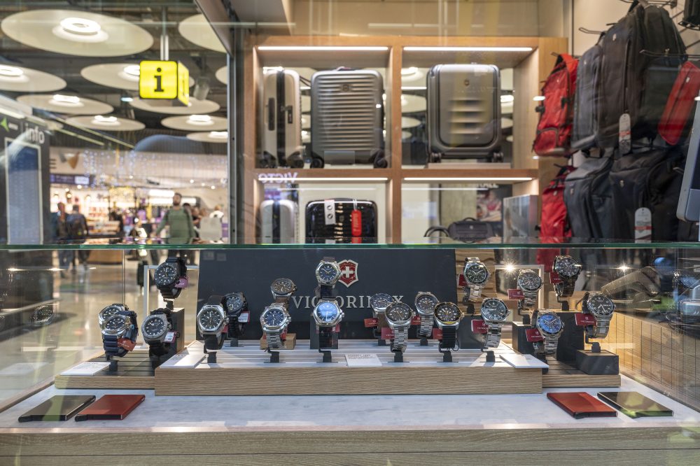 Victorinox opens pop-up store and retail space at Madrid, Amman and São ...