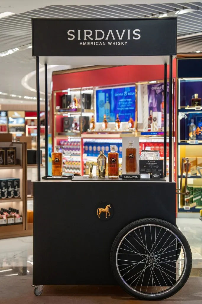 SirDavis American Whisky debuts in travel retail APAC at Changi Airport
