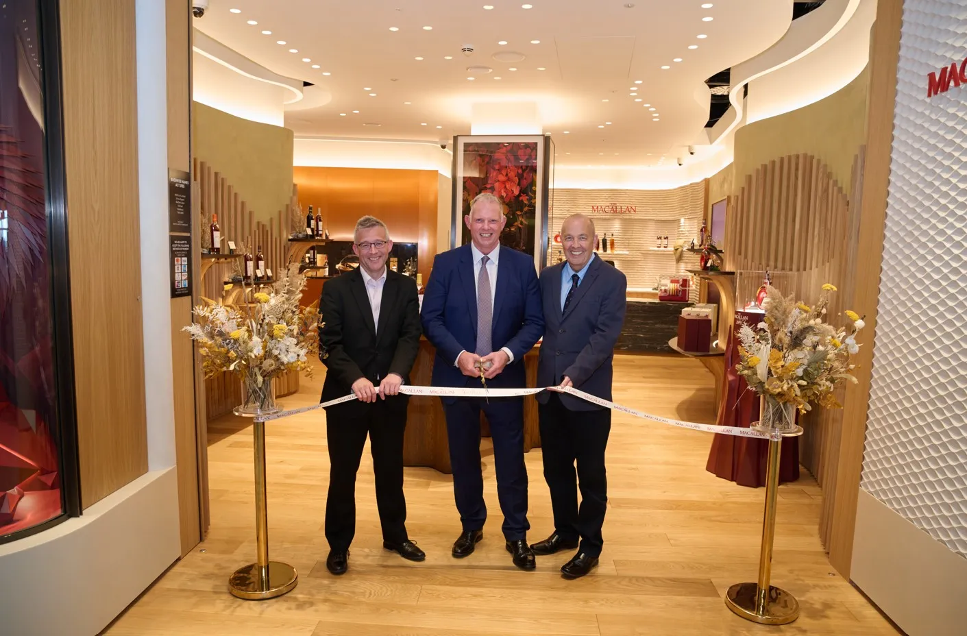 Whisky, art and AI: The Macallan opens new Heathrow T5 boutique