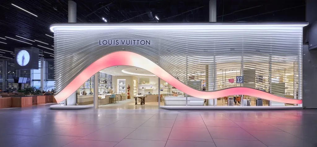 Schiphol opens its first Louis Vuitton store