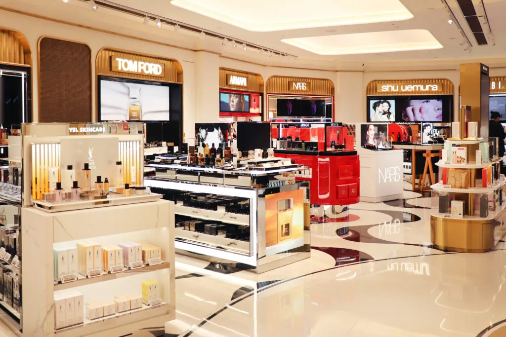 China Duty Free Group unveils cdf Macau Rua Nova Store