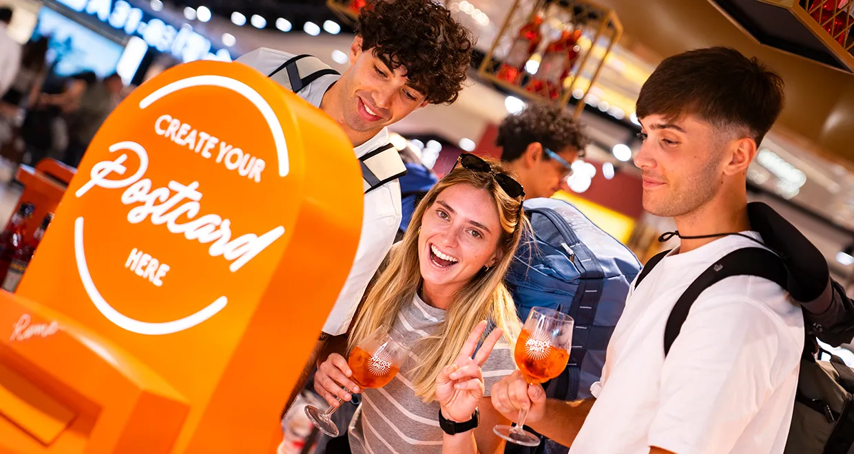 Aperol rolls out immersive L’unico. Per Tutti campaign at Rome Fiumicino