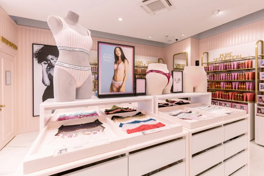 Victoria’s Secret unveils London Luton Airport store