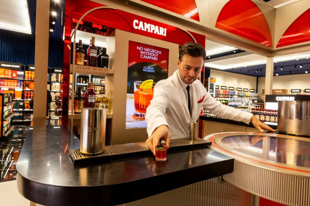 ‘Red passion’ takes flight: Milano House of Campari opens at Malpensa