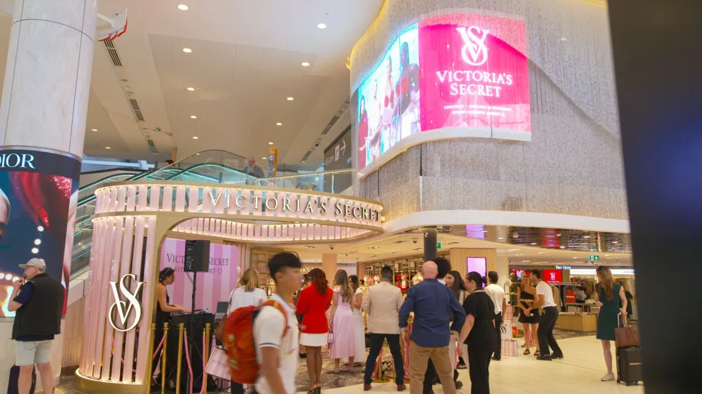 Victoria’s Secret opens Oceania airport boutique showcasing full brand ...